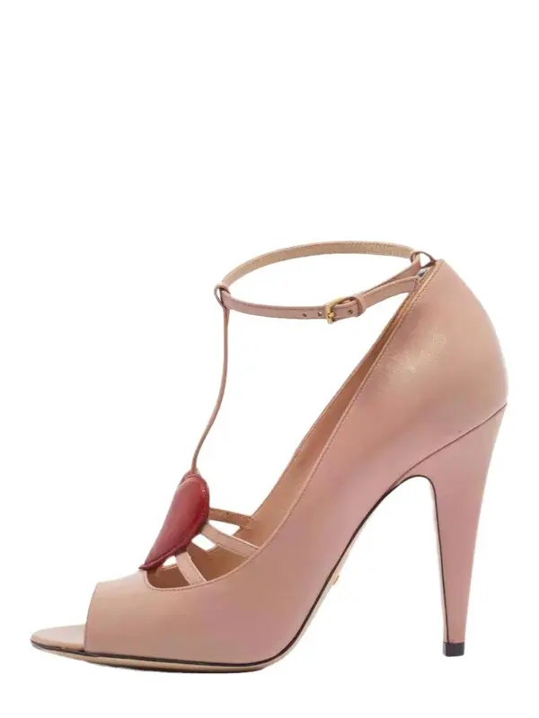 Gucci Leather Heart Detail Pumps - Pink