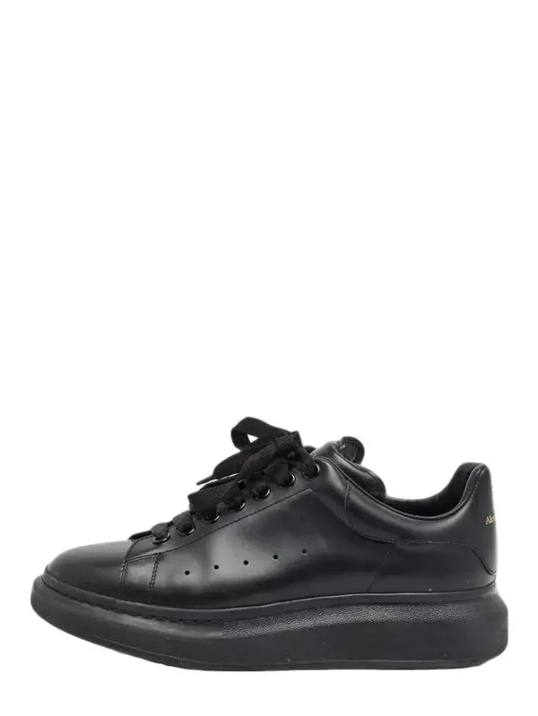 Alexander McQueen Oversized Lace-up Sneakers - Black