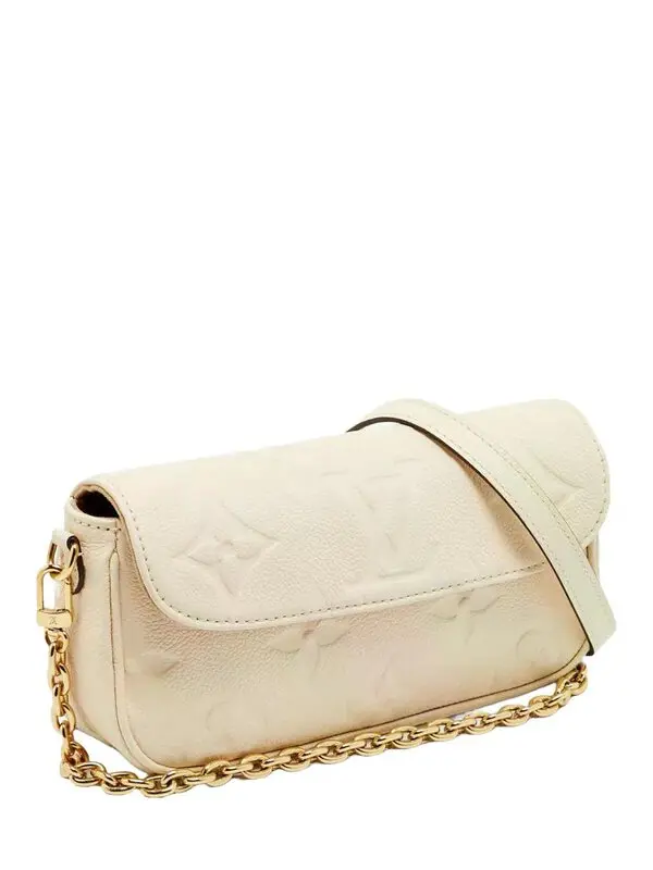 LOUIS VUITTON Ivy Monogram Giant Empreinte Wallet On Chain - Neutrals