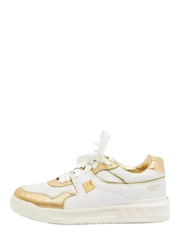 Valentino Garavani One Stud Lace-up Sneakers - White