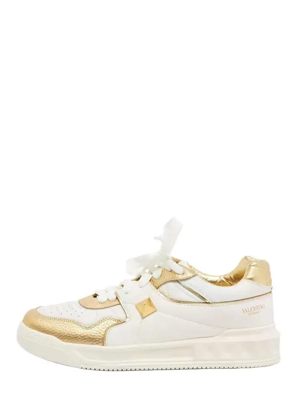Valentino Garavani One Stud Lace-up Sneakers - White