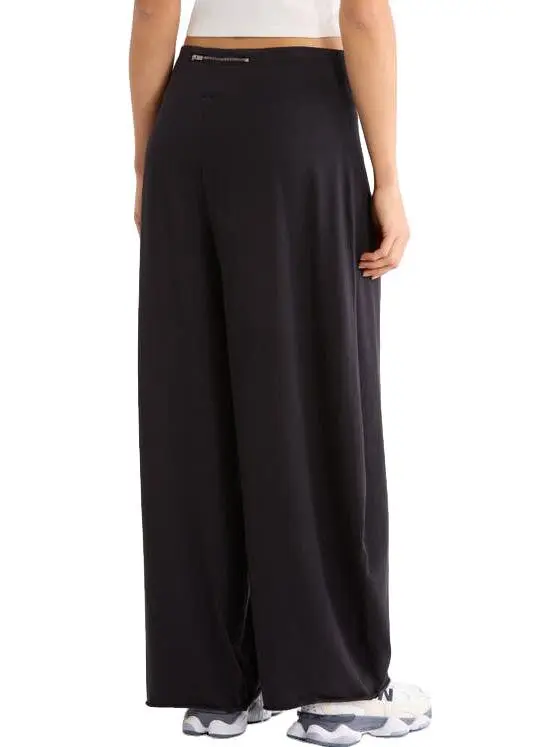 Free People Hot Shot Barrel Leg Pants - Solid Black