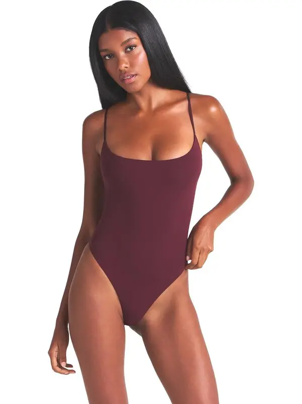 SKIMS Fits Everybody Cami Bodysuit - Currant