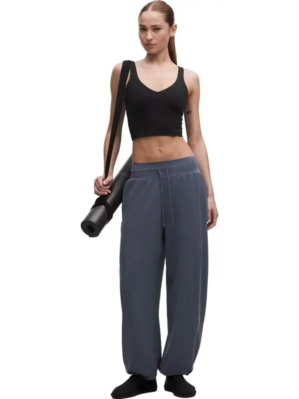 Lululemon Groove Low-rise Relaxed Cinch Pant - Dusty Diamond