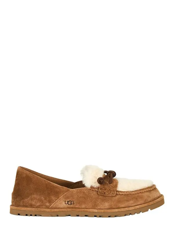 UGG Zora Suede Loafer With Lamb Fur Detail - Chestnut