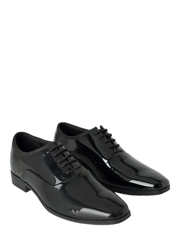 Calvin Klein Oxford Dress Shoe With Glossed Finish - Black