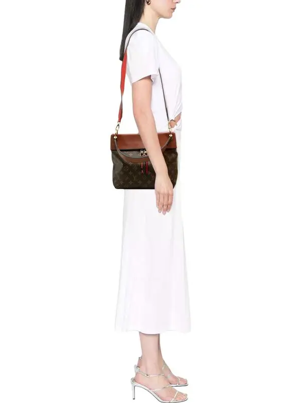 LOUIS VUITTON 2017 Monogram Tuileries Besace Satchel - Brown
