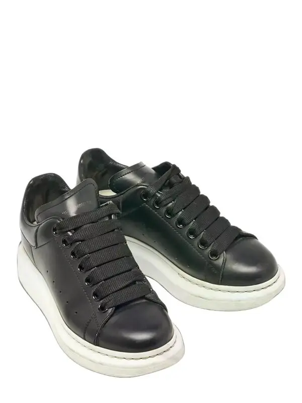 Alexander McQueen Oversized Leather Low-top Sneakers - Black