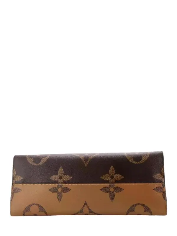 LOUIS VUITTON Onthego Reverse Monogram Giant Gm Tote Bag - Brown