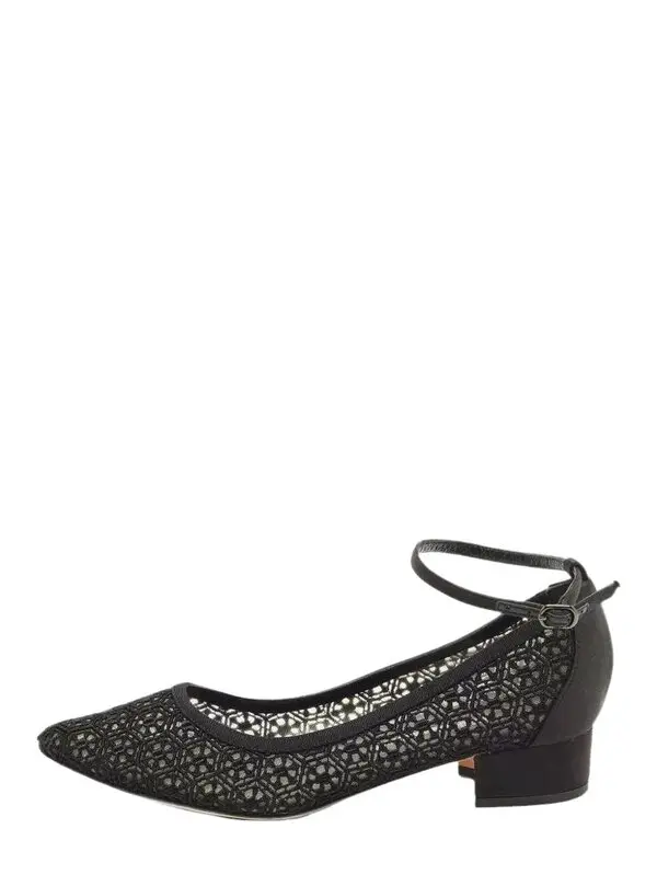 Manolo Blahnik Lace And Block Heel Pumps - Black