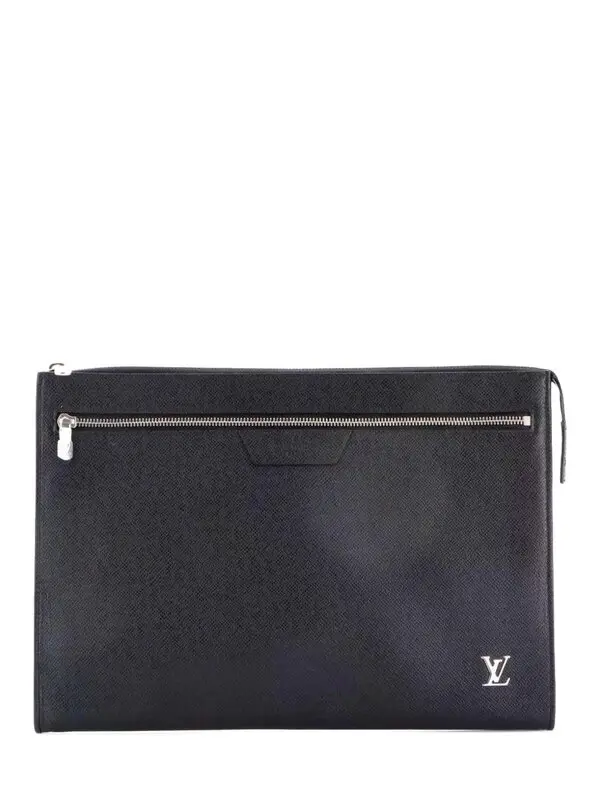 LOUIS VUITTON Zip Pochette Taiga Leather 24 Heures Clutch Bag - Black