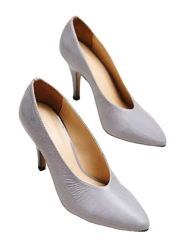 Maeve Classic Stiletto Pumps In Leather - Light Blue