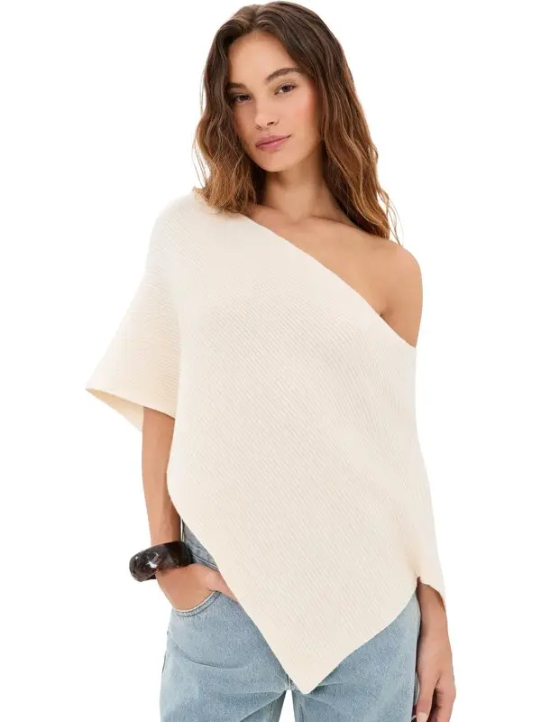 Lioness Luminous Poncho - Milk