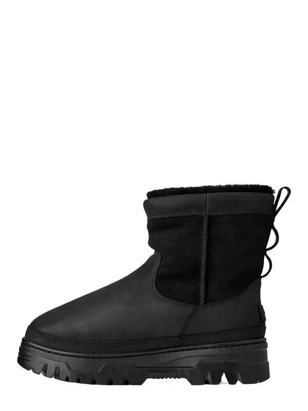 UGG Heritage Pull-on Trailgazer Boots - Black