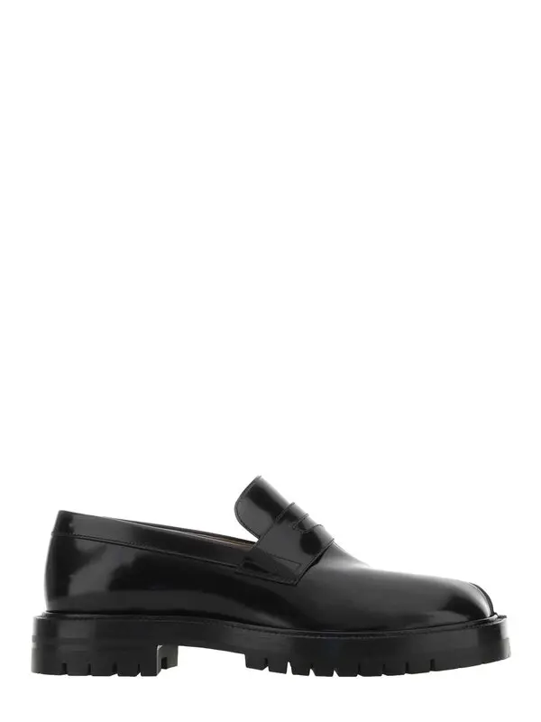 MAISON MARGIELA Tabi Leather Loafers - Black