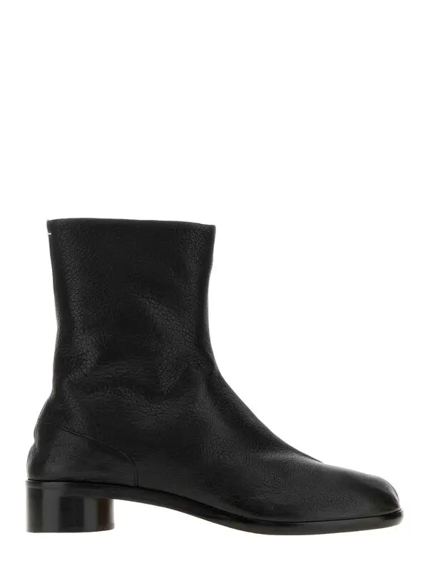 MAISON MARGIELA Tabi Toe Leather Ankle Boots - Black