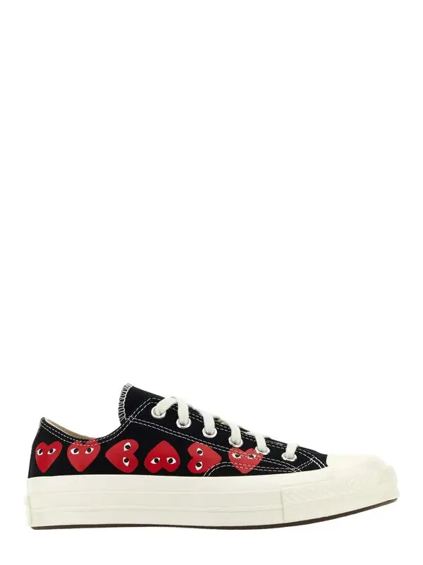 Comme Des Garçons Low Top Sneakers With Heart Motif - Black