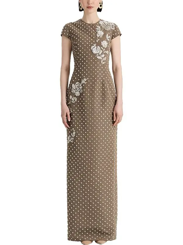 Oscar De La Renta Silk Crystal Embellished Gown - Stone
