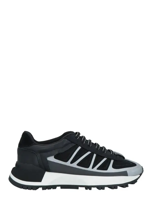 MAISON MARGIELA Low Top Trainers - Black