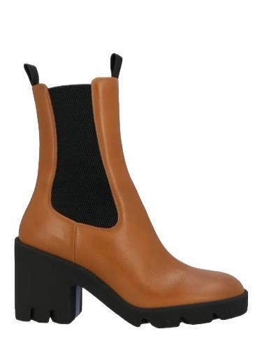 Burberry Chelsea Boots - Brown