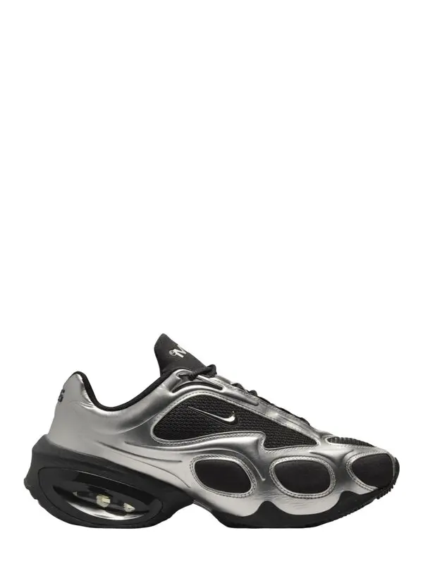 Nike Metallic Sneakers - Black
