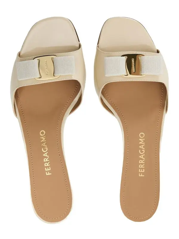 FERRAGAMO Simple Slippers - Nude