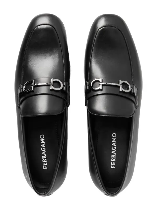 FERRAGAMO Polished Leather Loafers With Horsebit Detail - Black