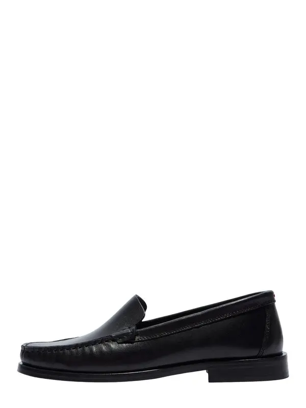 AeydĒ Glossy Slip-on Loafers - Black