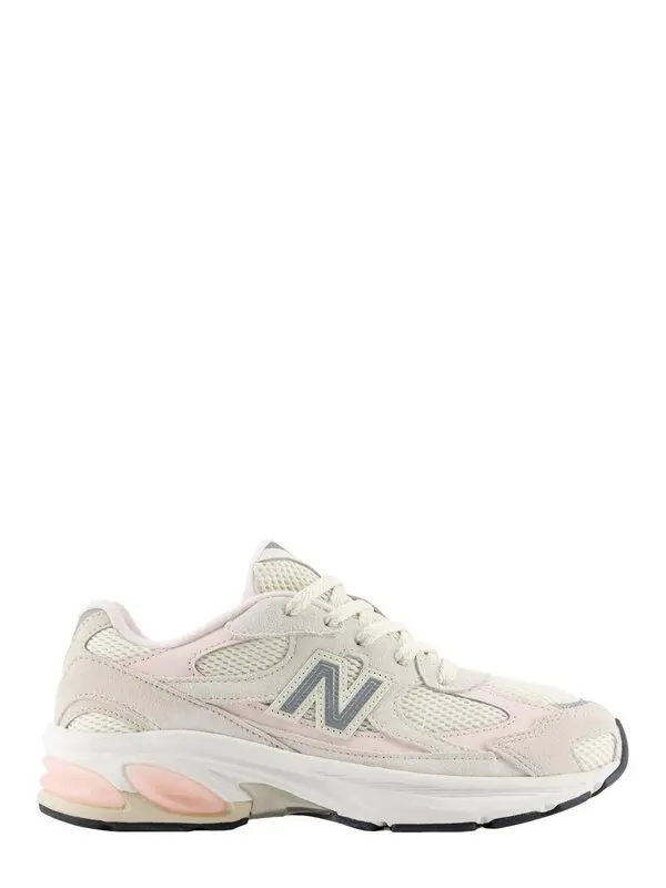 NEW BALANCE Color Blocked Sneakers - White