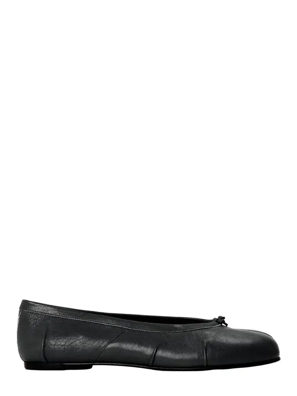 MAISON MARGIELA Soft Leather Flat Ballet Shoe With Bow Detailing - Grey
