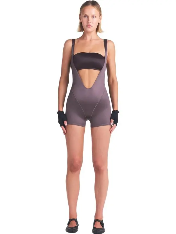SKIMS Suspender 2.5" One Piece | Deep Neutral | Medium | Nike Satin Shine - Resin