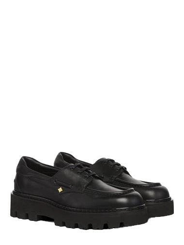 Mcm Platform Loafers In Calfskin - Black