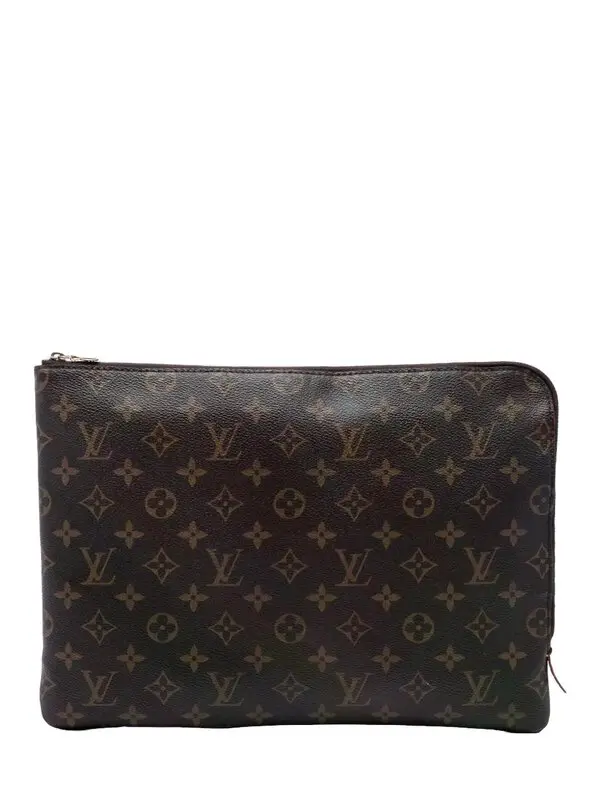 LOUIS VUITTON 2017 Monogram Canvas Etui Voyage Gm Clutch Bag - Brown