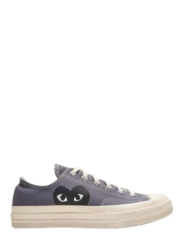 Play Comme Des Garcon Casual Lace-up Sneakers - Nude