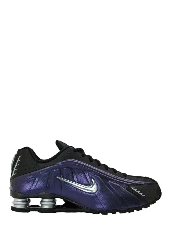 Nike Shox R4 Jewel Low Top Sneakers - Black