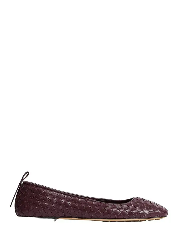 Bottega Veneta Braided Leather Ballerina Flats With Square Toe And Back Loop Detail - Rosso
