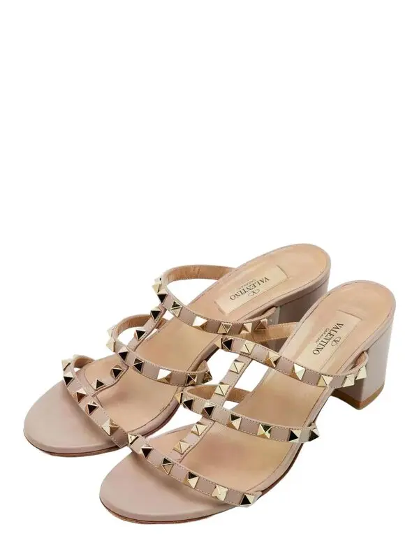 Valentino Garavani Rockstud Strappy Sandals - Neutrals