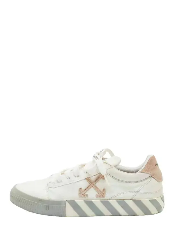 Off-White Vulcanized Low-top Sneakers - White