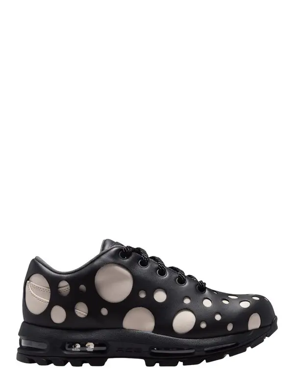 Nike Max Goadome Low Graphic Print Sneakers - Black