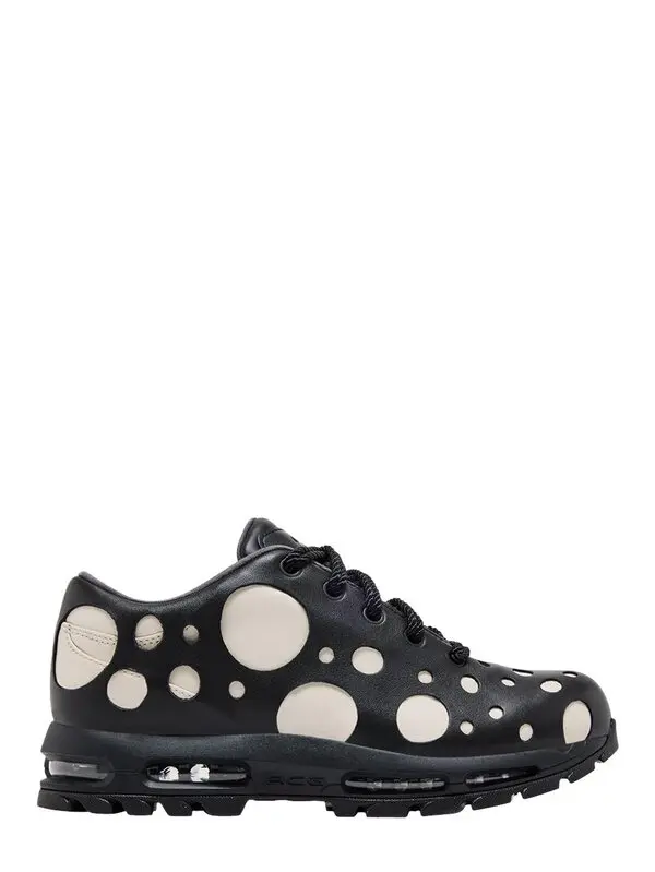 Nike Max Goadome Low Graphic Print Sneakers - Black