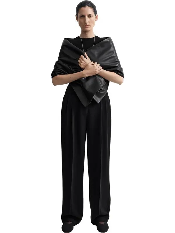 TOTEME Double-pleat Fluid Trousers - Black