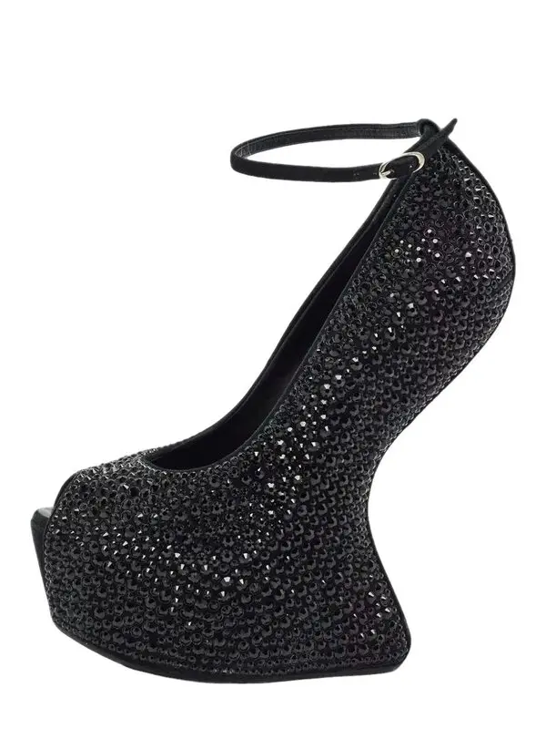 GIUSEPPE ZANOTTI Liza Crystal-embellished Pumps - Black