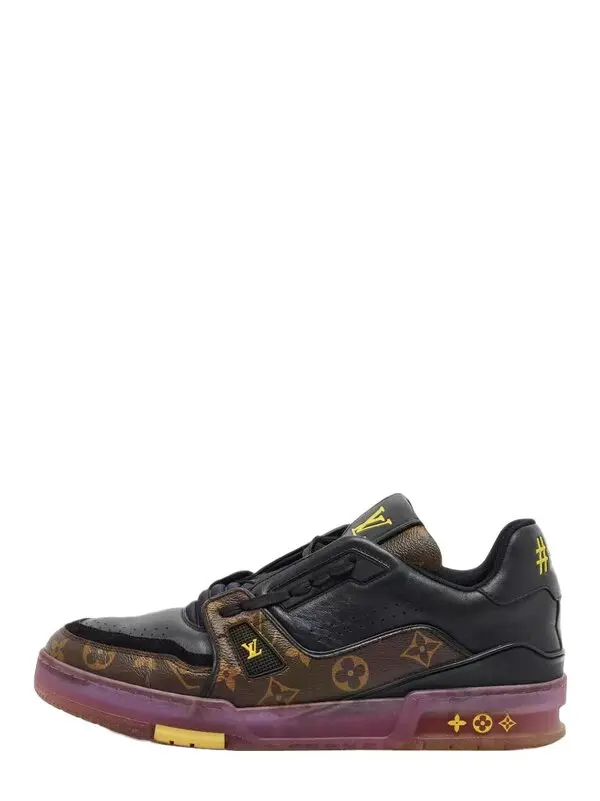 LOUIS VUITTON Trainer Monogram Sneakers - Black
