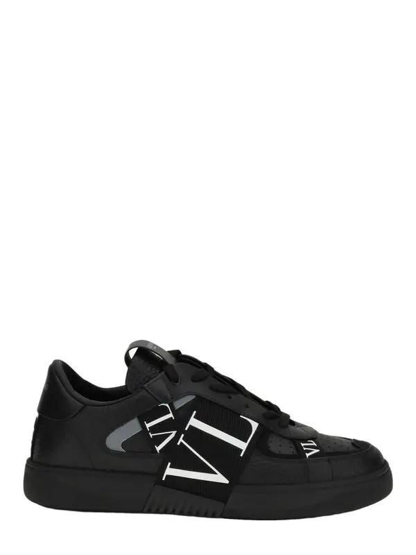 Valentino Garavani Vl7n Low-top Sneakers - Black