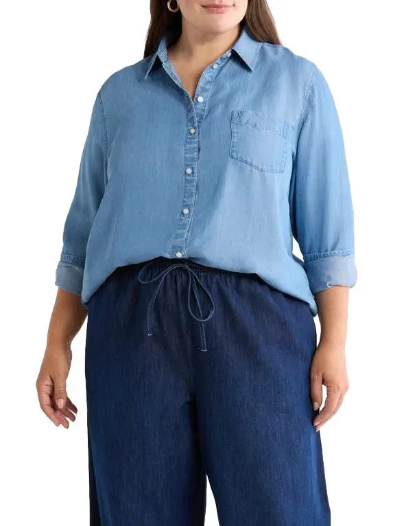 Caslon Long Sleeve Chambray Shirt With Point Collar And Chest Pocket - Medium Wash