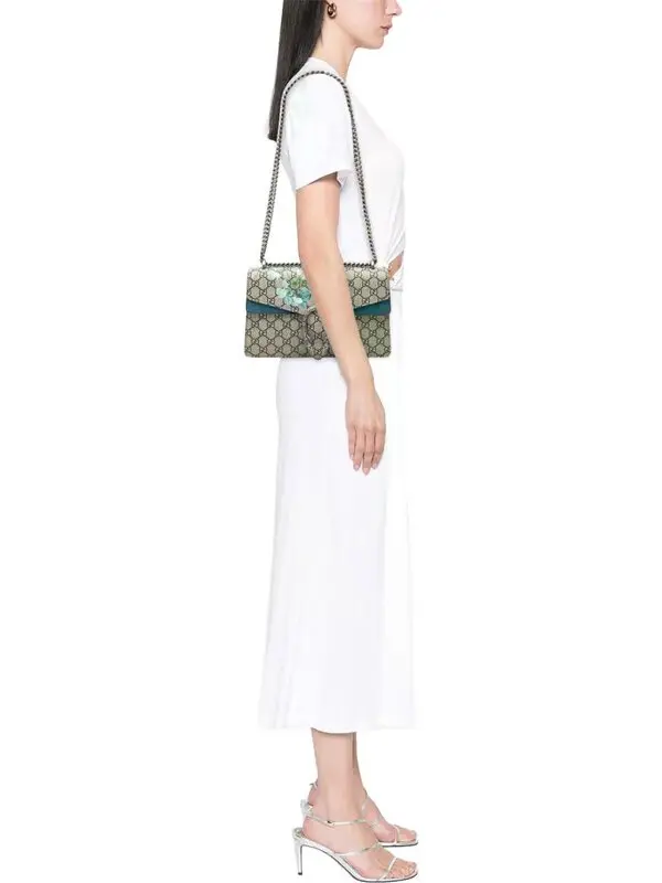 Gucci Gg Supreme Blooms Dionysus Shoulder Bag - Neutrals