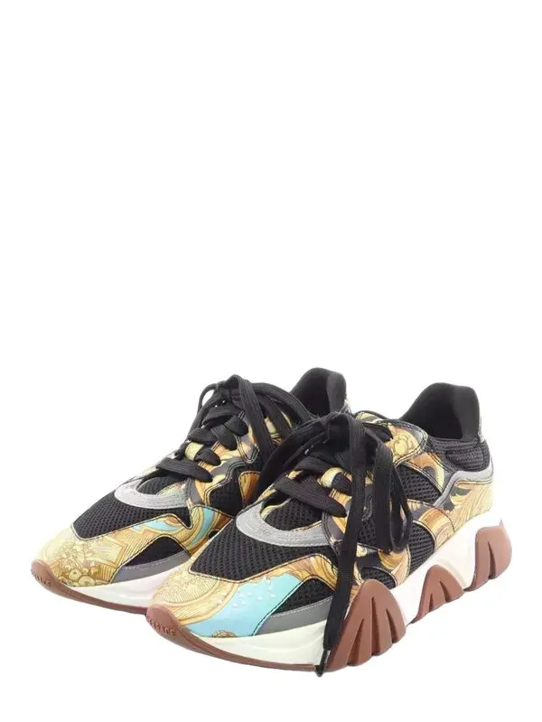 Versace Squalo Baroque-print Sneakers - Black