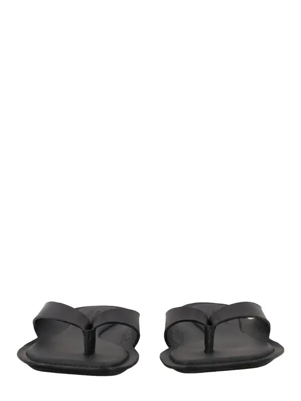 MAISON MARGIELA Toe-loop Flat Sandals - Black