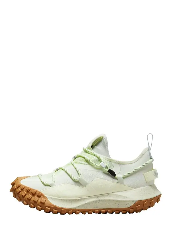Nike X Mountain Fly Low Gtx Se Sea Glass Sneakers - Green/white/brown