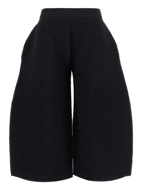 Issey Miyake Corrugated Knit Cropped Pants - Black